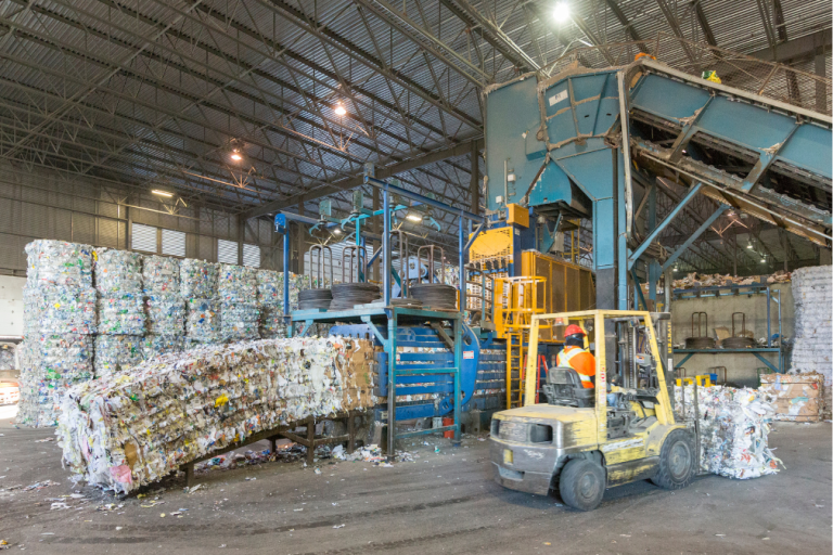 Les contrats officiellement signés! | Tricentris